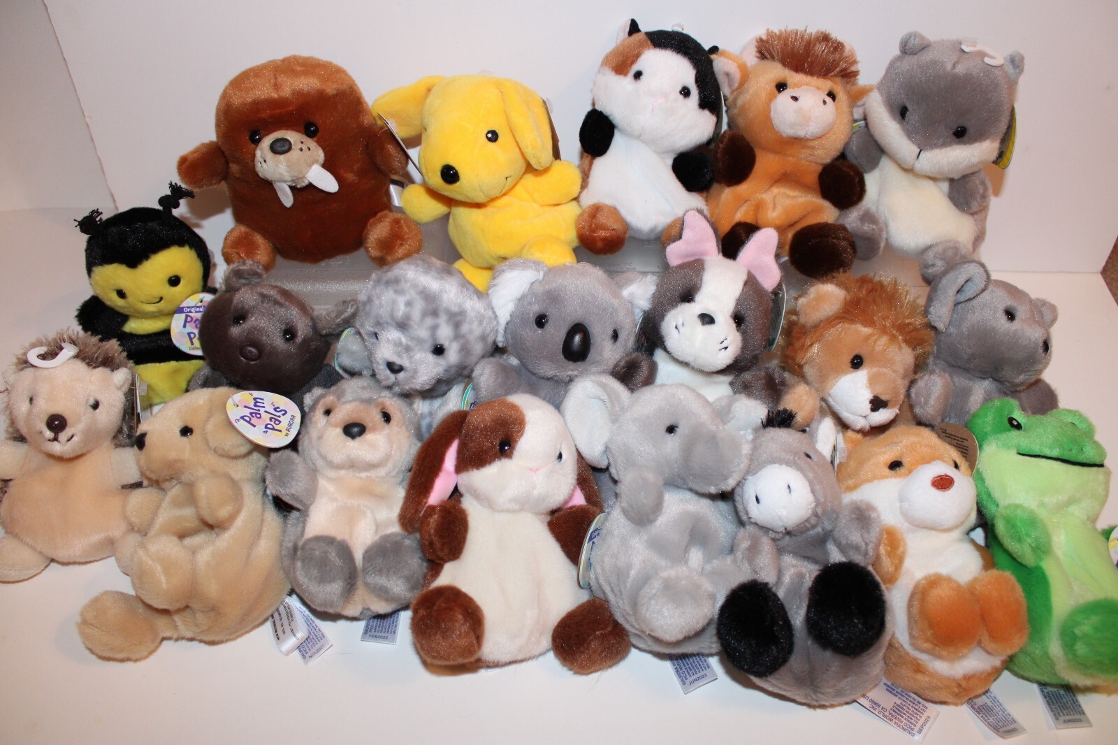 20 Palm Pals Plush Lot Dogs Donkey Bunny Spot Frog Seal Walrus Koala ...