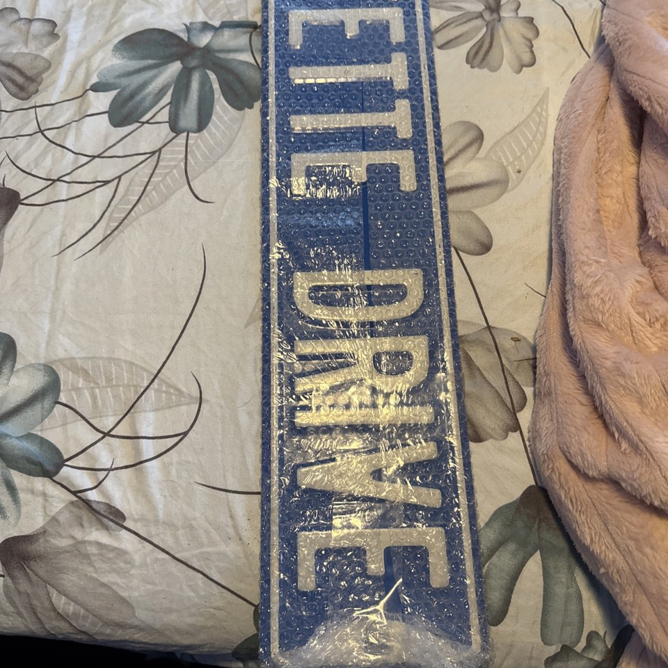 🏎️ Vintage “Corvette Drive” Embossed Metal Street Sign – 34” | eBay