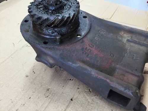 IH/ FARMALL CUB STEERING GEAR HOUSING BASE ASSEMBLY WITH GEAR #350889 ...