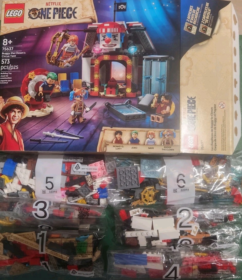 Lego 75637 One Piece - Set Only - No Minifigs - No Posters - Box ...