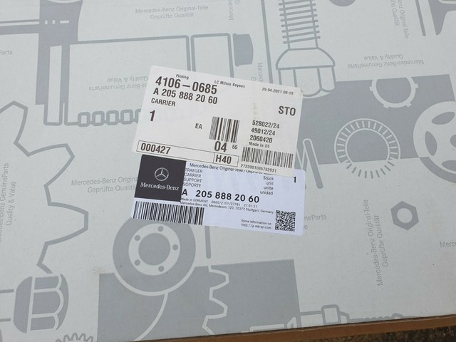 Mercedes-Benz C-class W205 Front Right Grille A2058882060 Genuine for ...