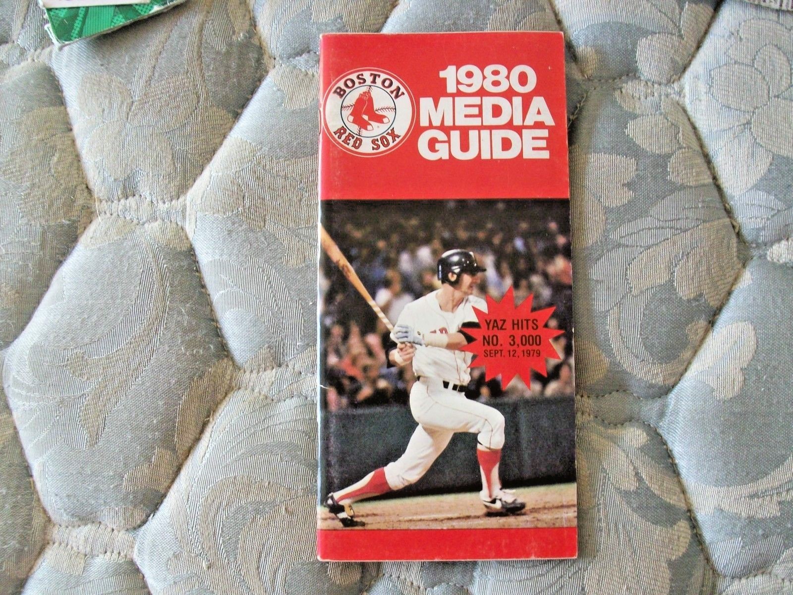 1980 BOSTON RED SOX MEDIA GUIDE Yearbook CARL YASTRZEMSKI Press Book ...
