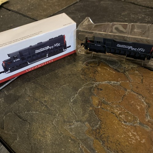 Southern Pacific Locomotive # 9725 Model Train High Speed N Scale ...