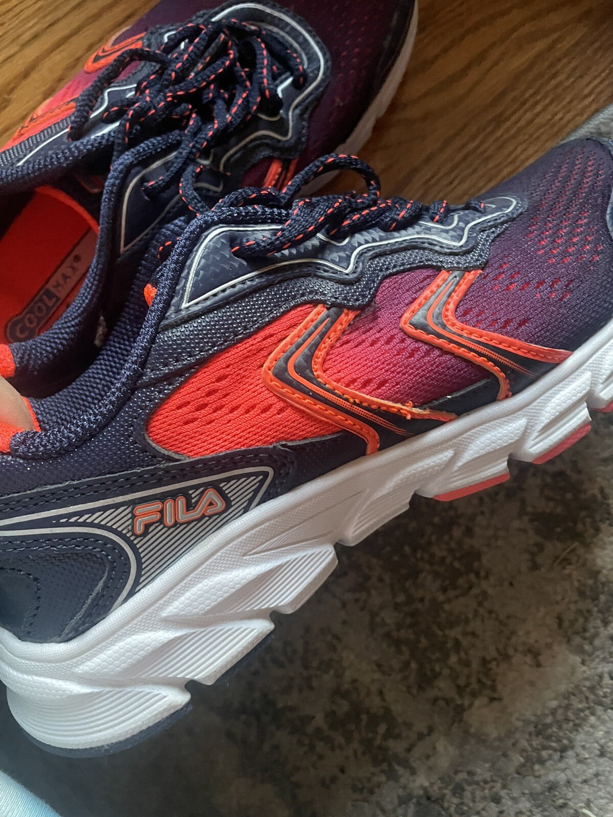 FILA women’s Cool Max Memory Foam Sneakers Size 7 1/2… - Gem