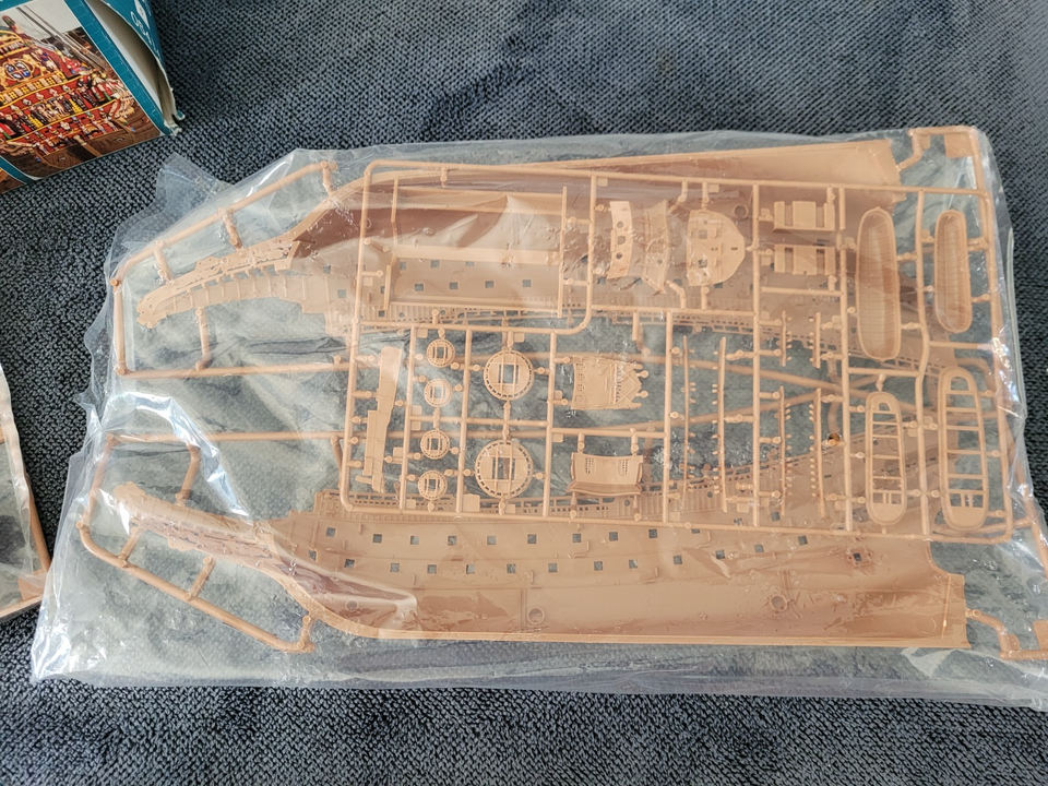 Original Swedish Regal Ship VASA Model Kit 1/150 Revell #05414 2011 | eBay