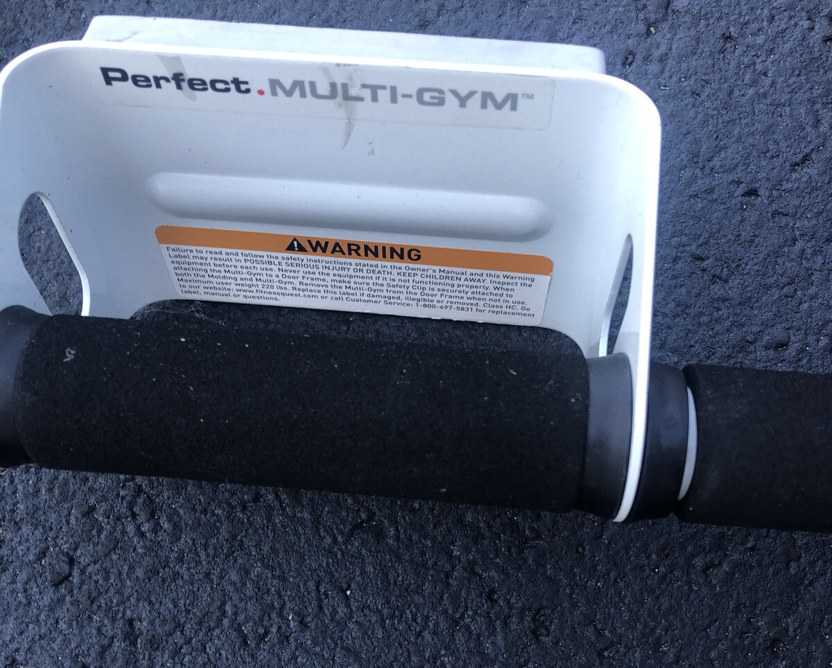 Perfect Fitness Multi-Gym Doorway Pull Up Bar Portable Gym System 31010 ...