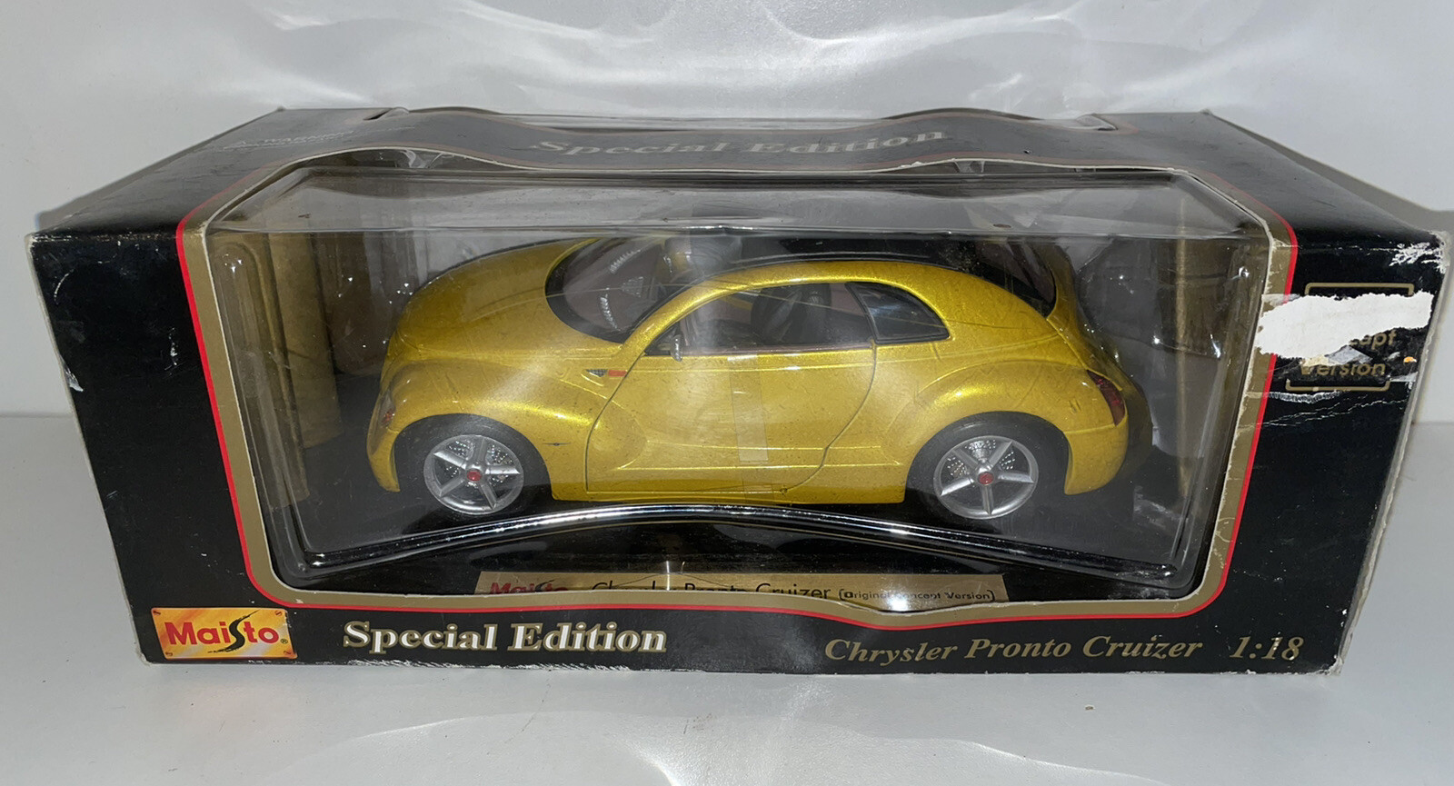 Maisto Chrysler Pronto Cruizer Original Concept PT Cruiser 1:18 Diecast ...