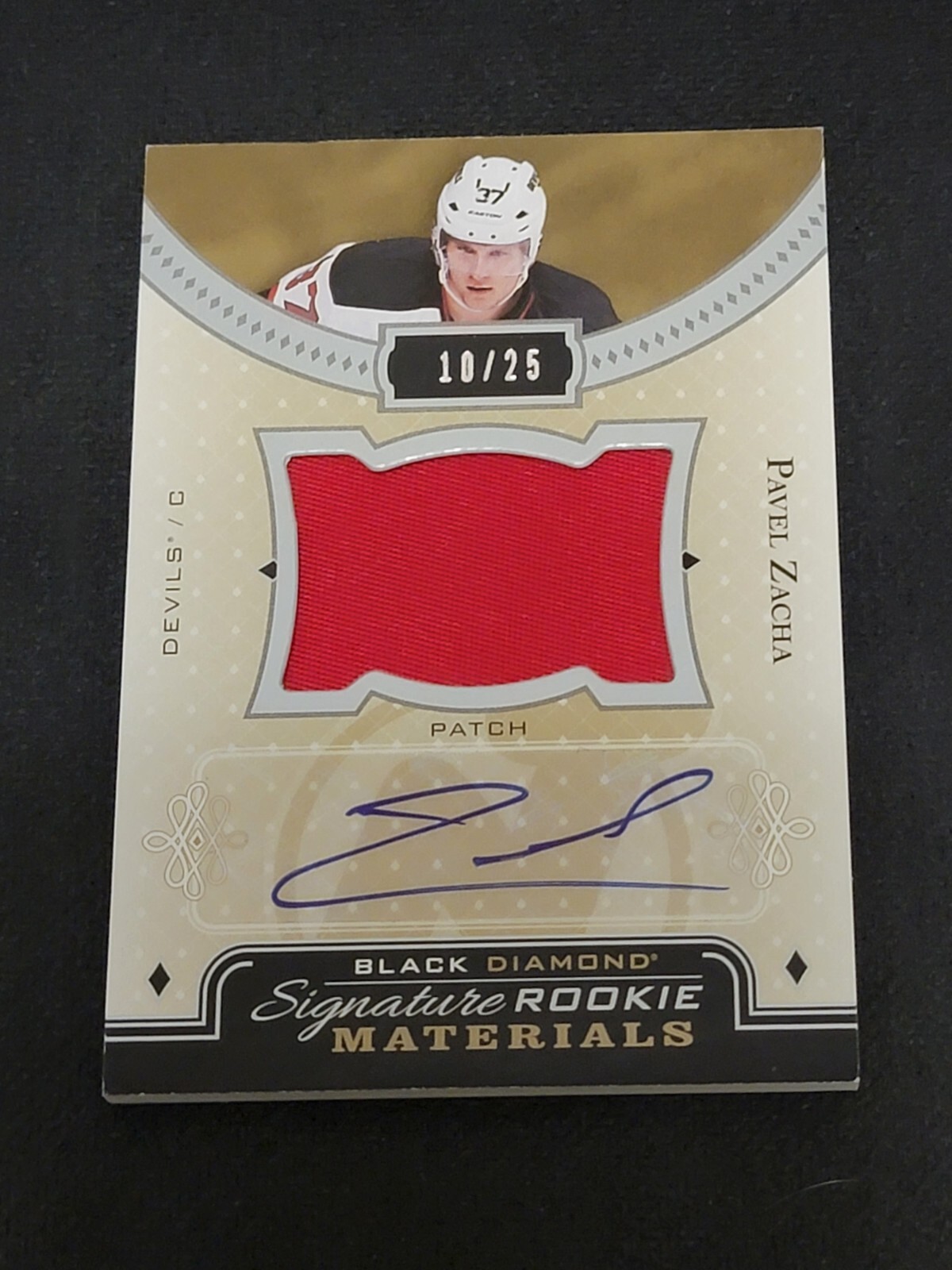 2016-17 UD BLACK DIAMOND PAVEL ZACHA SRP-PZ #ed 10/25 ROOKIE AUTO PATCH ...