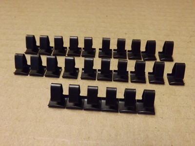 CLASSIC MINI BOOT LID SEAL METAL CLIPS FOR PRE 1991 BOOT SEAL X 26 ...