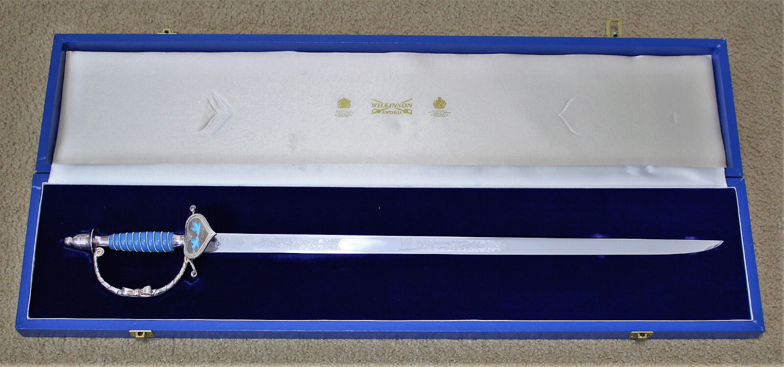 WILKINSON SWORD "BY APPOINTMENT TO HER MAJESTY QUEEN ELIZABETH II SWORD ...