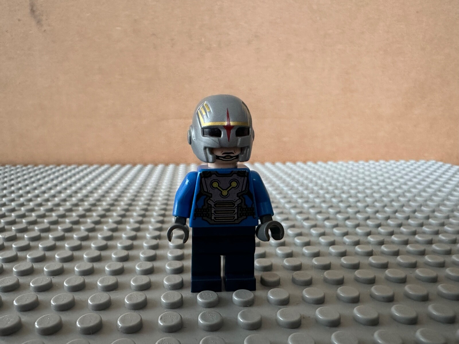 LEGO Nova Corps Officer Minifig (sh128) Guardians of the Galaxy *FREE ...