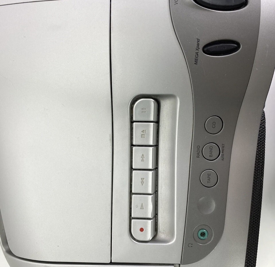 Sony CFD-F10 Dual Acoustic Bass Expansion CD Radio Cassette-corder | eBay