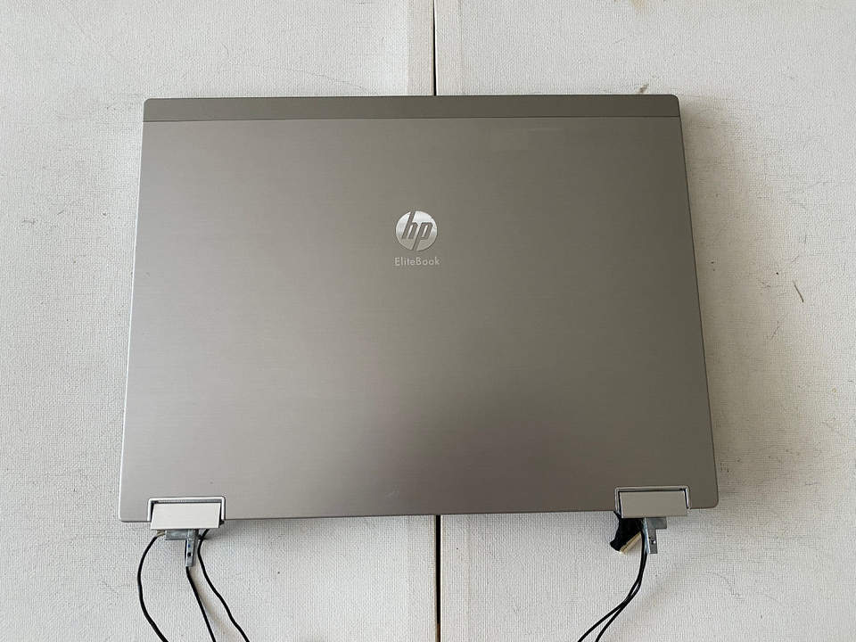 HP ELITEBOOK 2540P FULL REAR LID ASSEMBLY SILVER 12.1" SCREEN | eBay