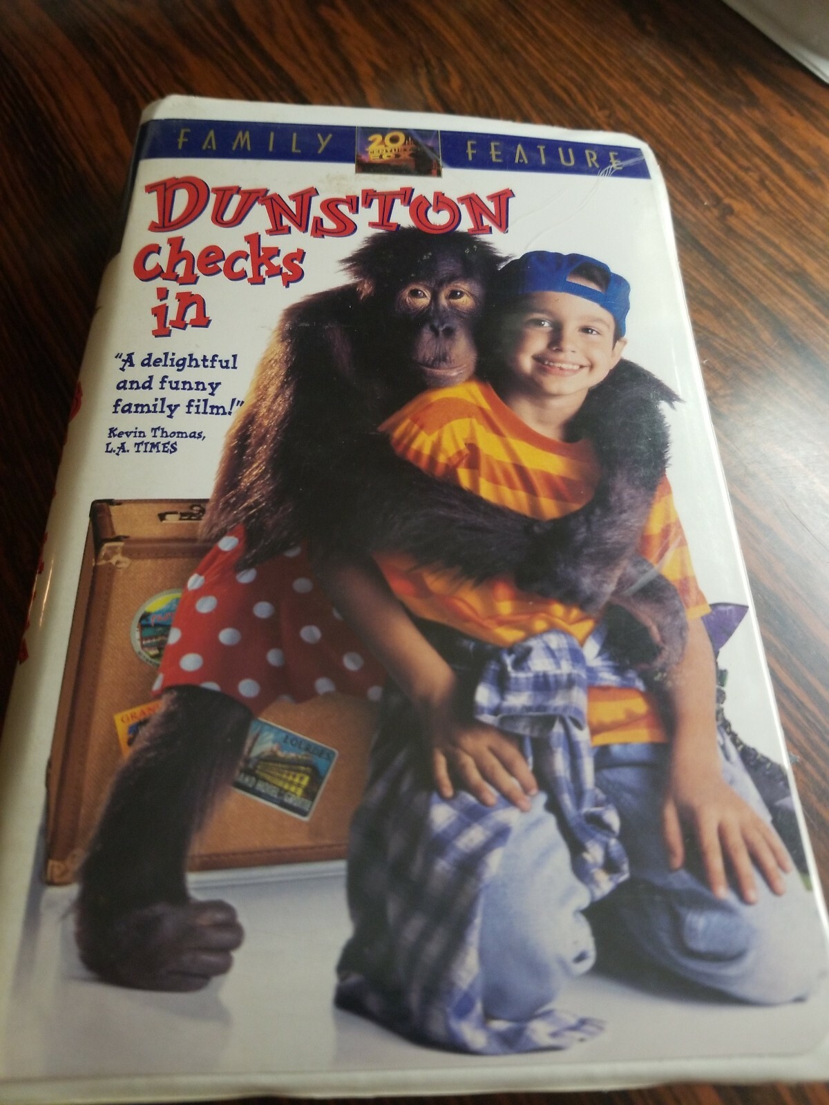 Dunston Checks In (VHS, 1996) clamshell case 86162896231| eBay