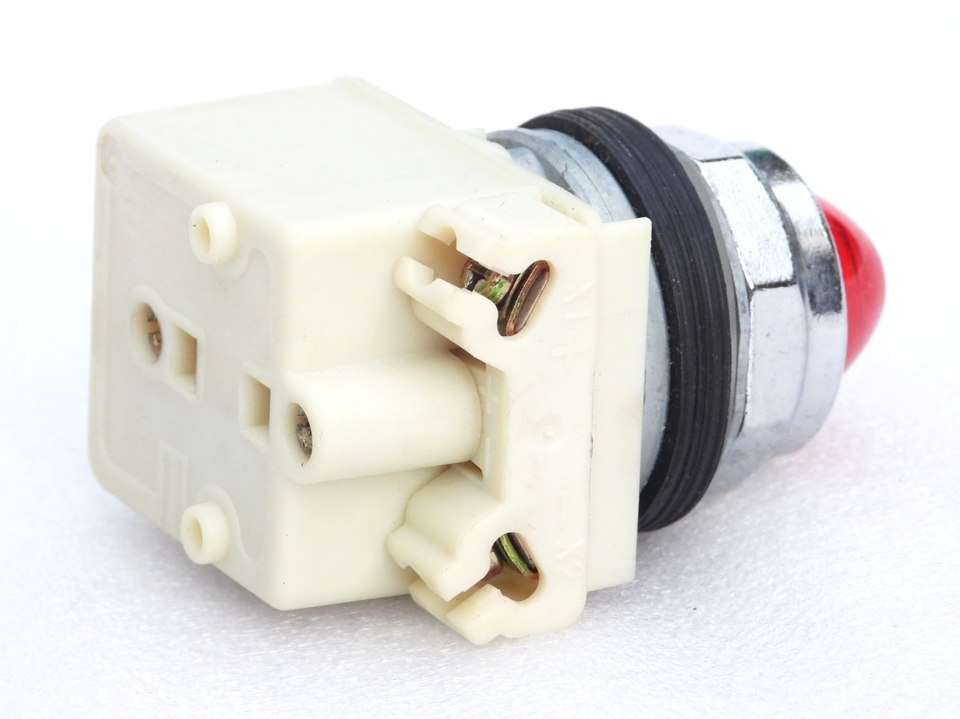 NOS TELEMECANIQUE 9001KP35LRR9 INDUSTRIAL RED LED PILOT LIGHT MODULE 24 ...