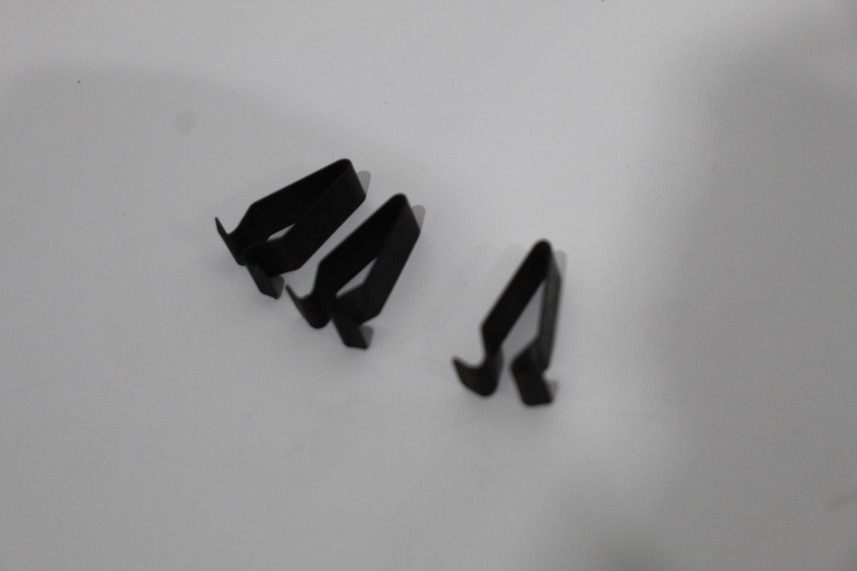 Audi A2 8Z Lower Interior Sill Trim Clips Pack 3 4B0867276A | eBay ...