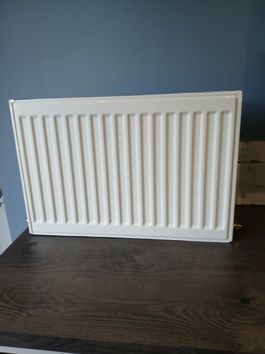 Type 22 double-panel convector radiator 600mm x 400mm | eBay UK