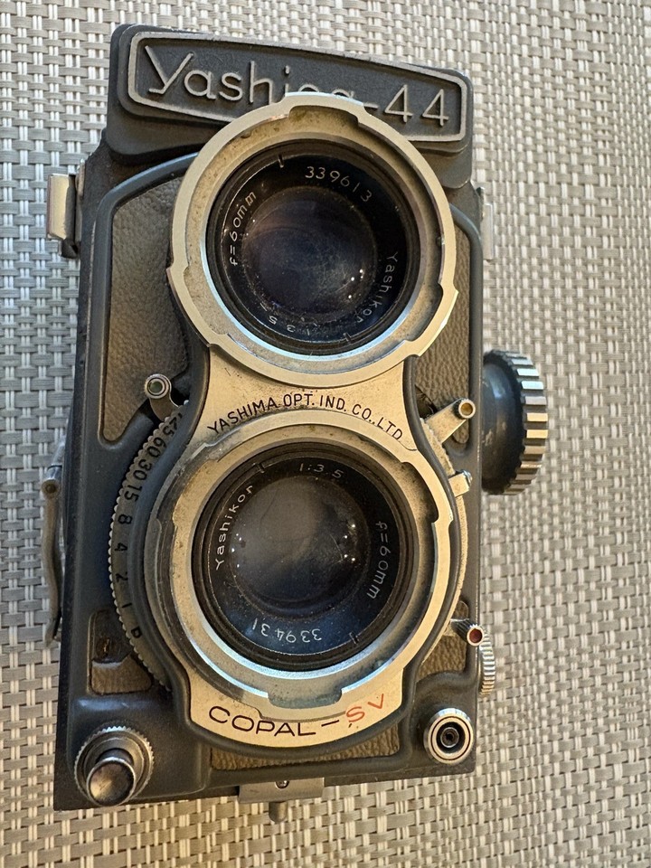 Yashica 44 TLR 127mm Film Camera Yashikor 60mm f/3.5 JAPAN | eBay