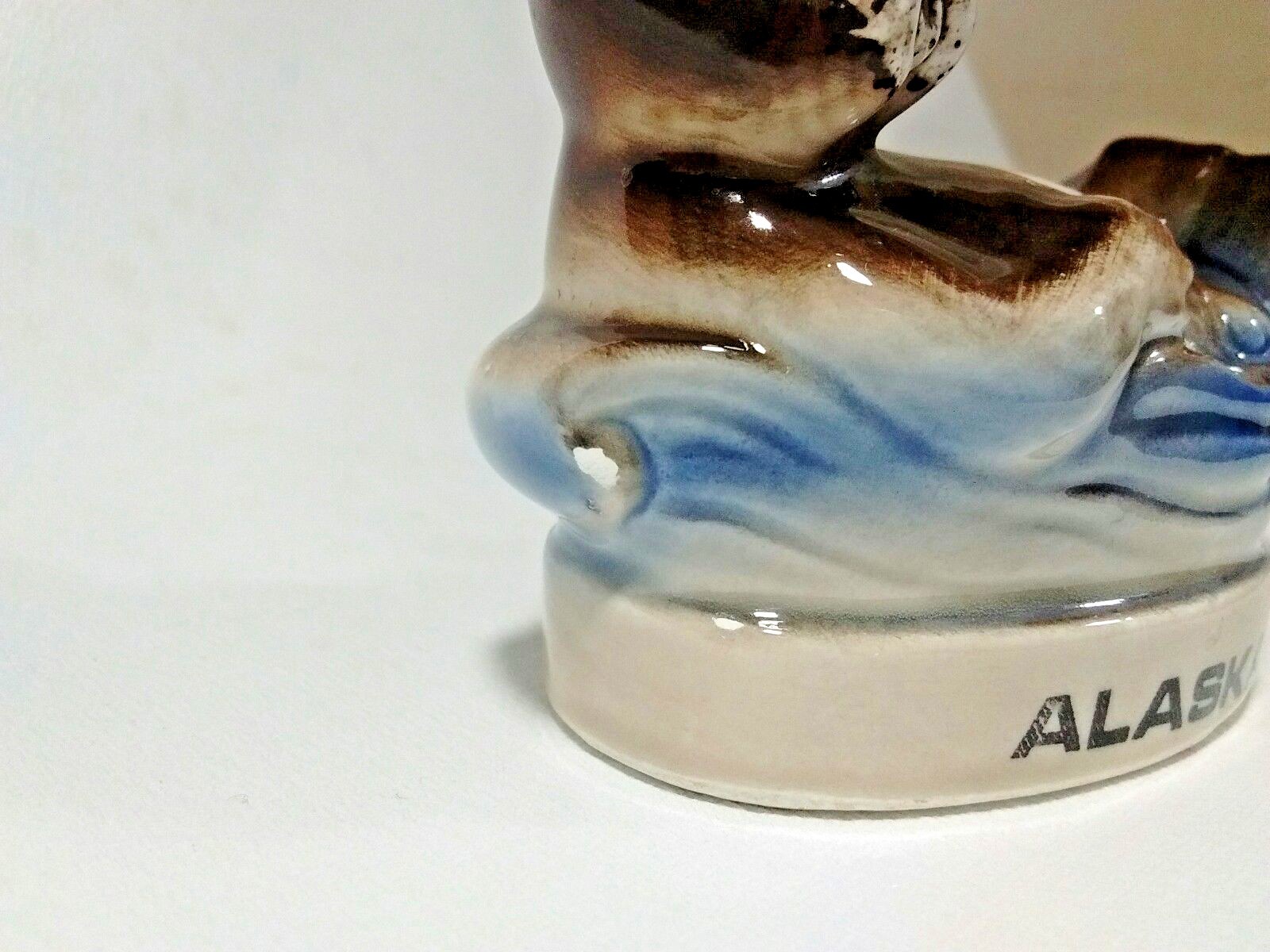 Vintage Alaska Otter Salt And Pepper Shakers - Porcelain Collectible ...