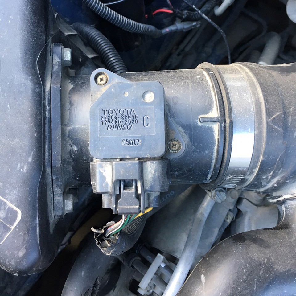 Toyota Lexus Scion Mass Air Flow Meter MAF Sensor Replacement 22204 ...
