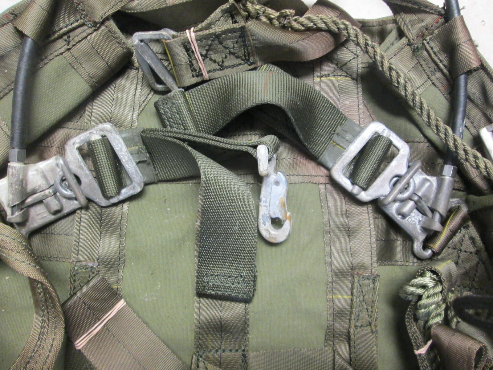 Unissued in box USGI Vietnam Dated Weapons & Equipment Parachute ...