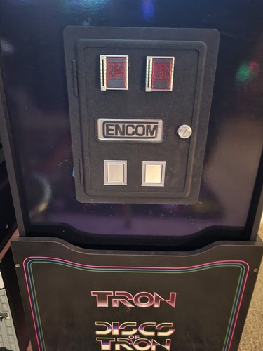 ARCADE1UP TRON CABINET W/STOOL + 'ENCOM' FAUX COIN DOOR AND 'RECOGNIZER ...