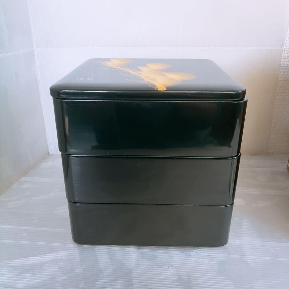 Japanese Aizu Lacquerware Three-Tier Jubako Box Black Gold Pine Design ...