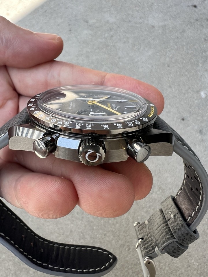 Omega Speedmaster Grey Side of the Moon 311.92.44.51.99.001 PCA Porsche ...