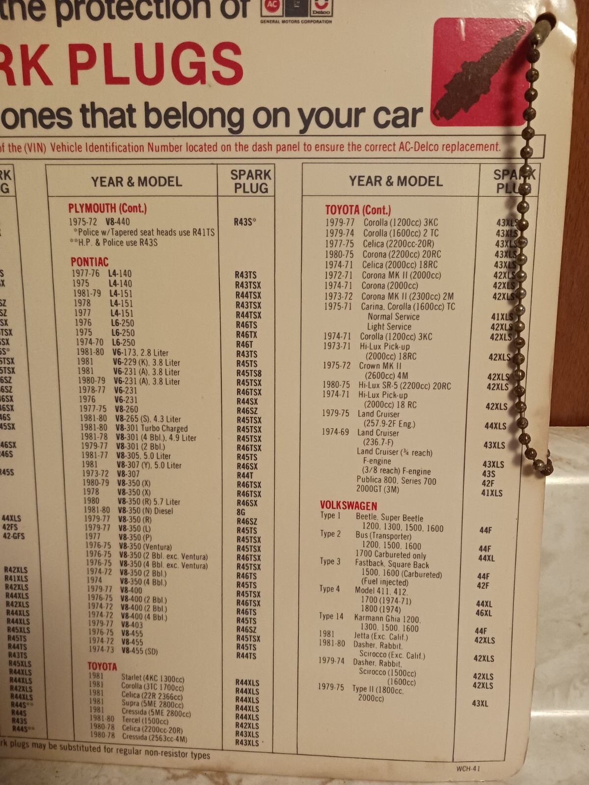 1981 Laminated AC Spark Plug Wall Chart W/Hang Chain, Double-Sided ...