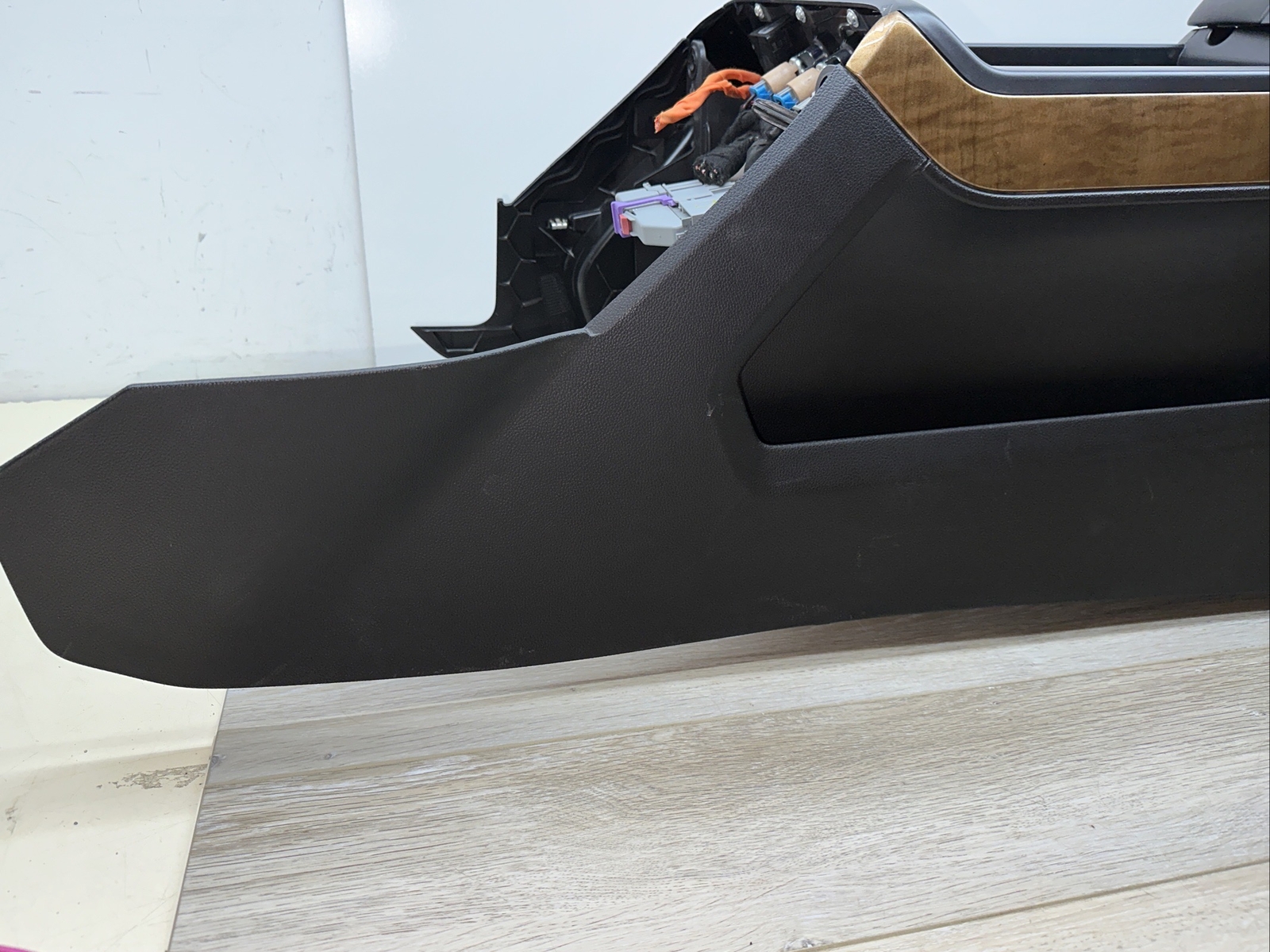 2014-2018 Chevrolet Silverado Sierra center floor console BLACK W/WOOD ...