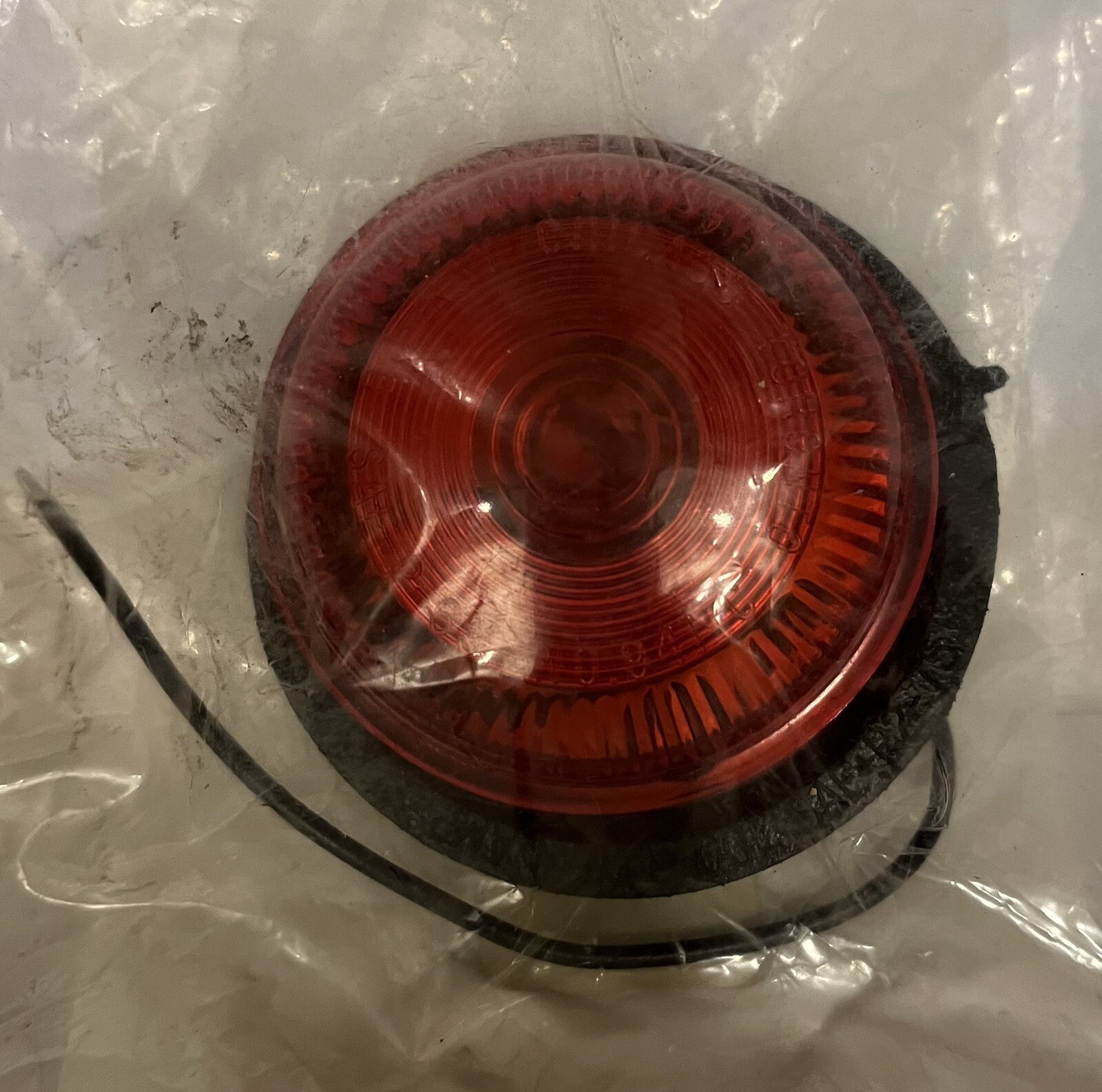 Truck-Lite 26309R ~ 2 3/8" Round Red Light~ replacable 194 bulb | eBay