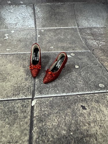 Tonner Wizard Of Oz Dorothy Ruby Red Slippers | eBay