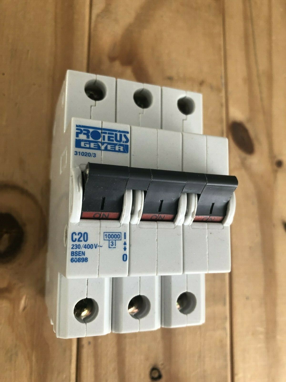 Proteus MCB 20 Amp Triple Pole 3 Phase Breaker Type C 20A Geyer 31020/3 ...