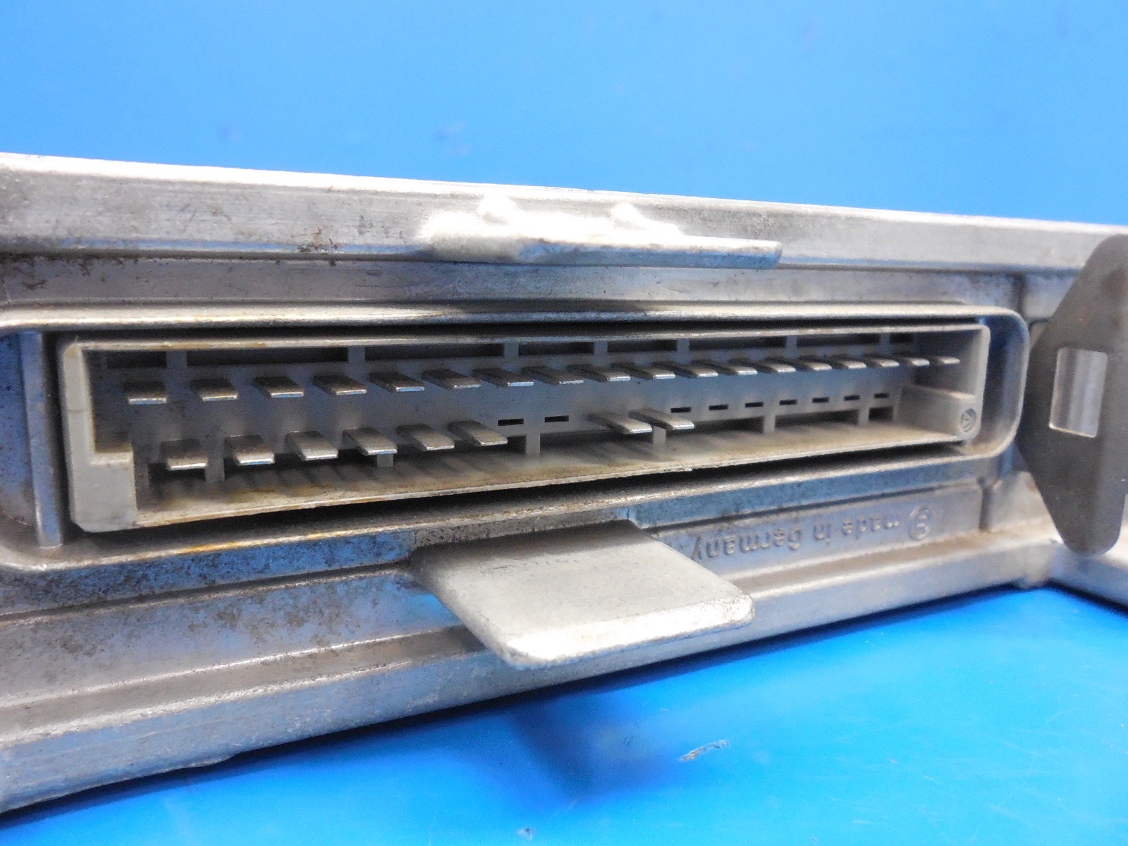 BMW E21 320i (M10) OEM Bosch Jetronic DME ECU Lambda Control Unit ...