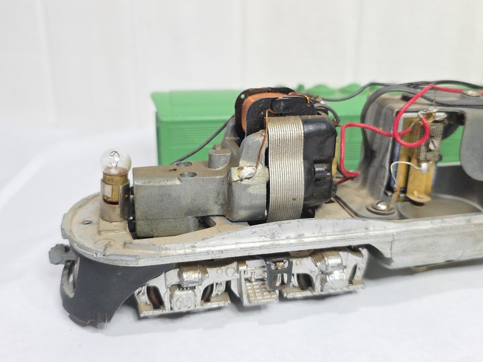 As Is Lionel O 2333 2434 Postwar EMD F3 A/B Diesel Loco Dual Motor Read ...