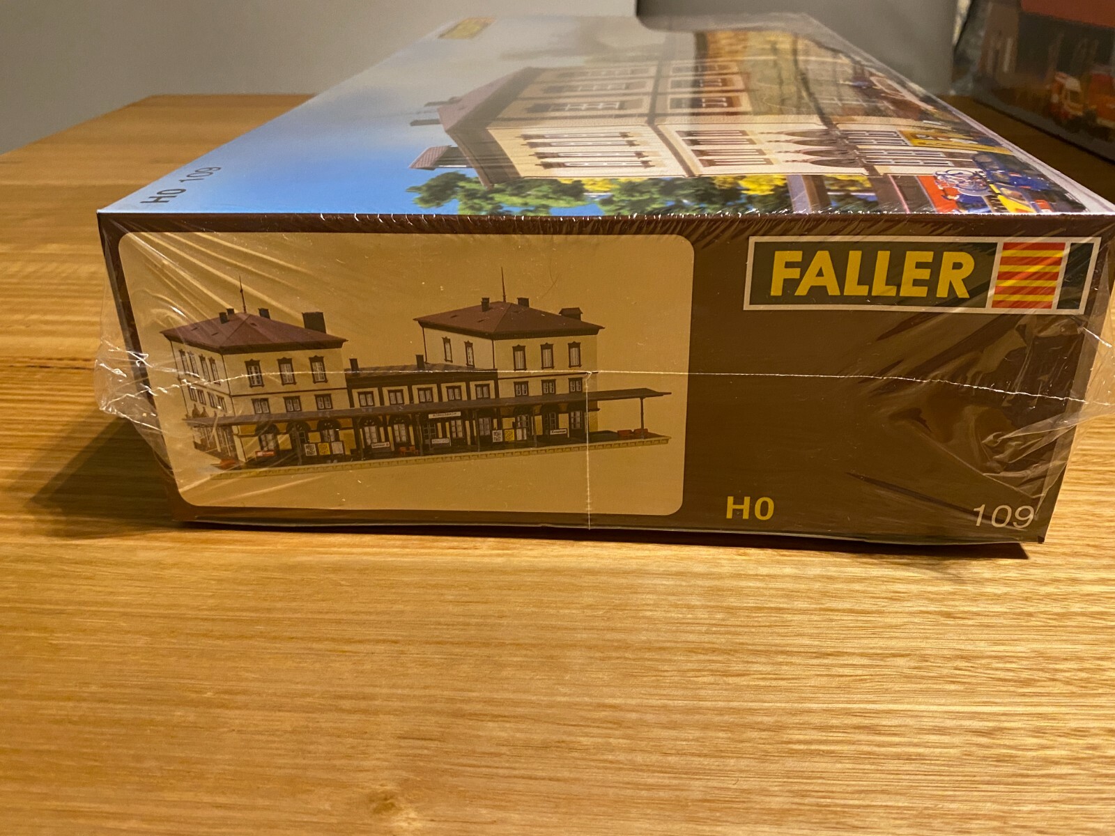 Faller HO 109 Station Konigsbach, Vintage, Sealed Box 60.5 x 23 x 22cm ...