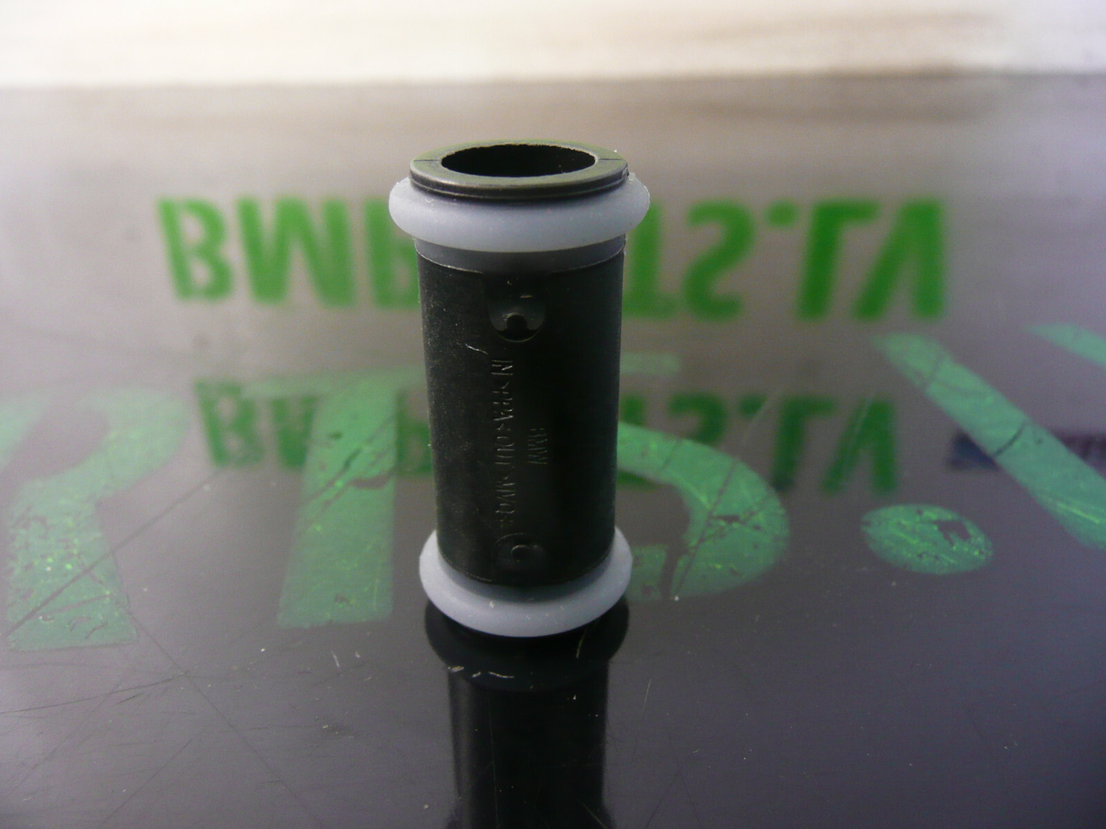 BMW 1 F21 Pipe Union for Exhaust Emission Gas Cooler 11717799853 ...