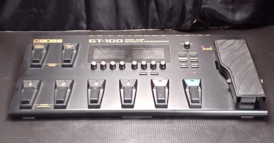 BOSS GT-100 Multi-Effects Guitar Effect Pedal w/ Soft Case , AC adapter ...