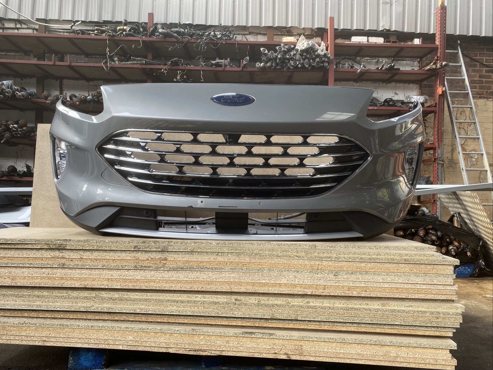 2020 FORD KUGA FRONT BUMPER IN GREY COMPLETE FORD KUGA 2021 FRONT ...