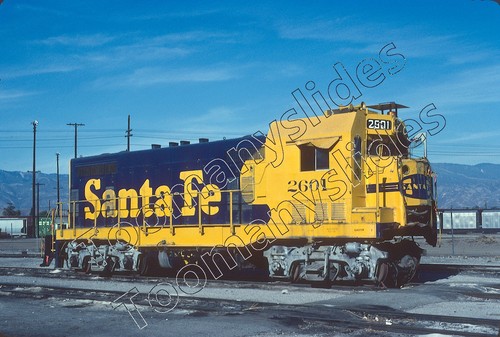 Original Slide- ATSF Santa Fe CF7 2601 Wrecked At San Bernardino,CA 11/84 | eBay