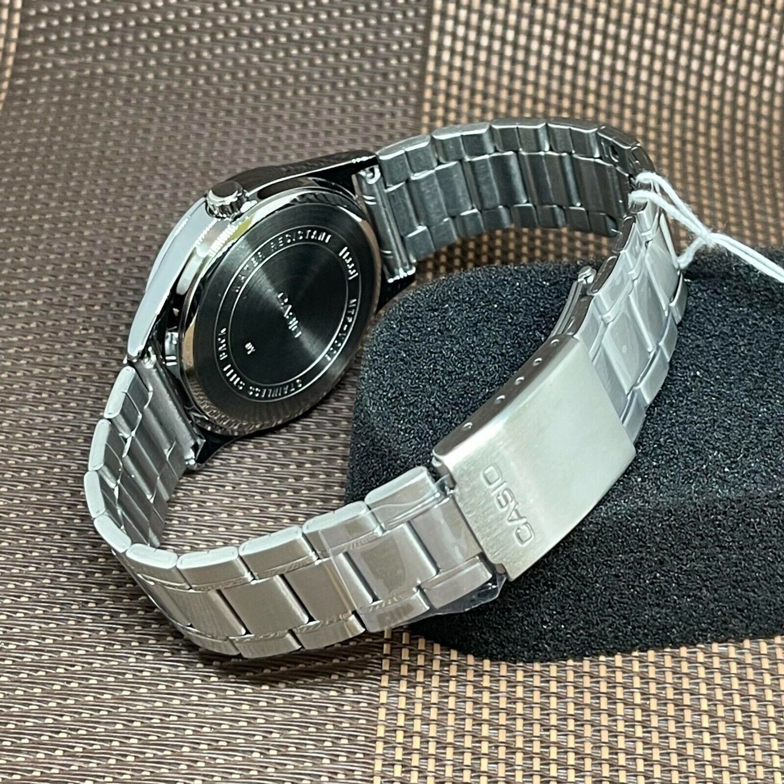 Casio MTP-V006D-1B Enticer Gents Roman Numeral Black Analog Quartz Men ...