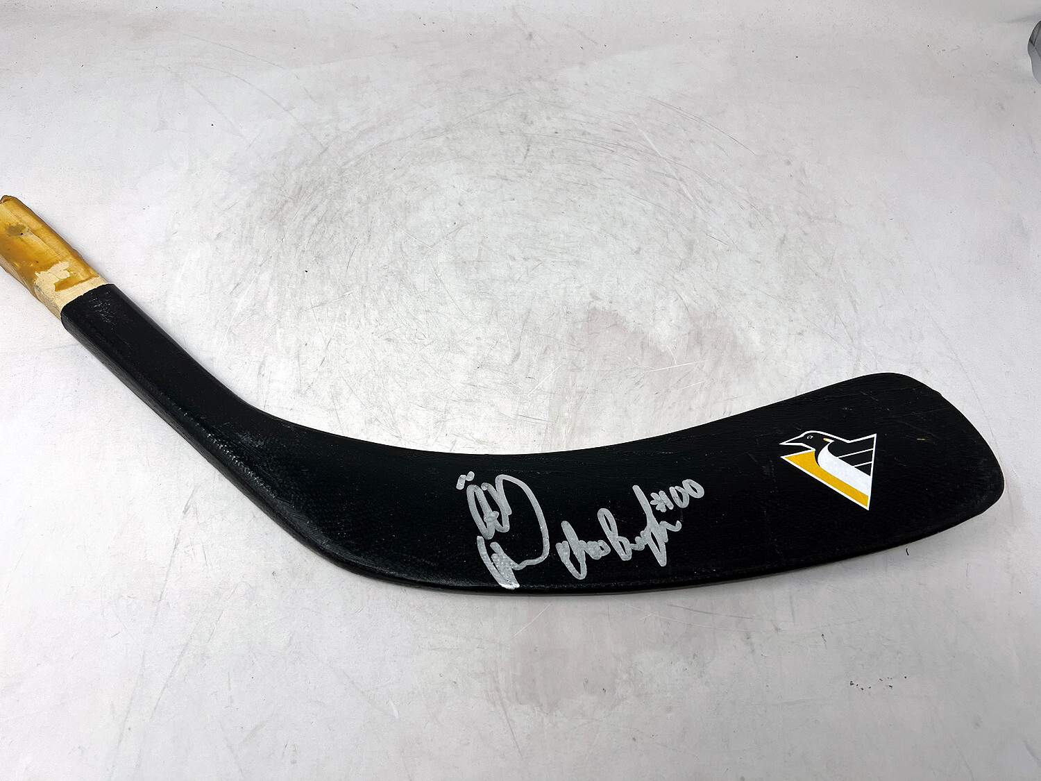 ICEBURGH Pittsburgh Penguins Mascot Autograph SIGNED Hockey Stick Blade ...