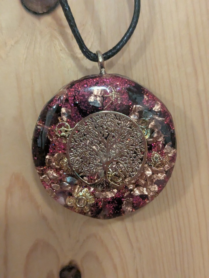 Maroon Rose Quartz and Garnet Orgonite Necklace for Protection and ...