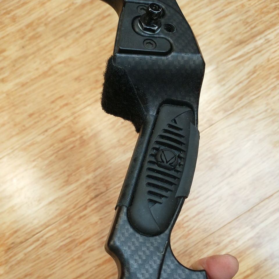 Martin Archery Sabre Takedown Recurve Bow RISER with 3 Pin Sight | eBay