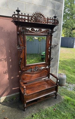 1800-1899 - Victorian Hall Tree