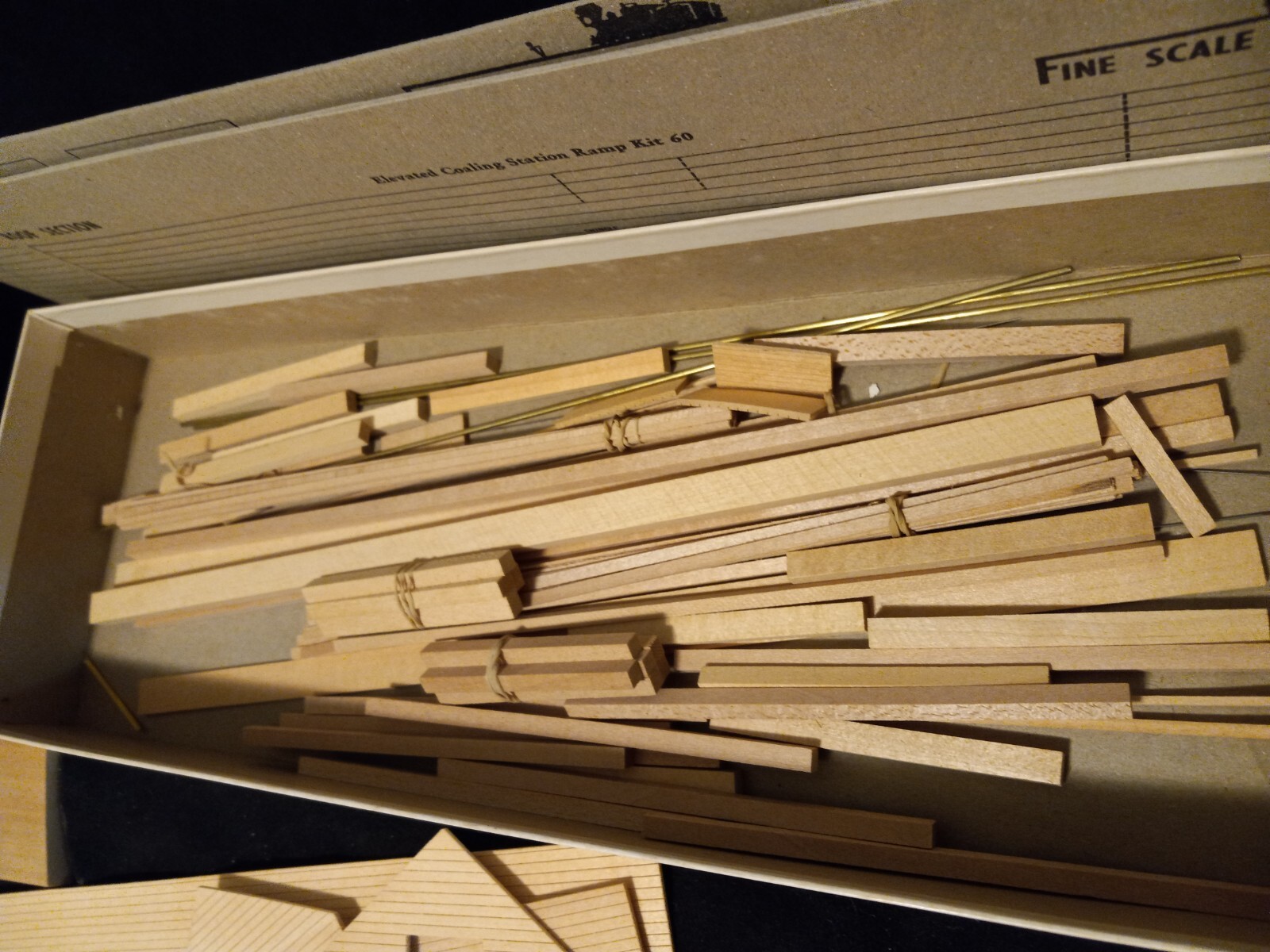 Fine Scale Miniatures Elevated Coaling Station Ramp HO Gauge Kit No. 60 ...