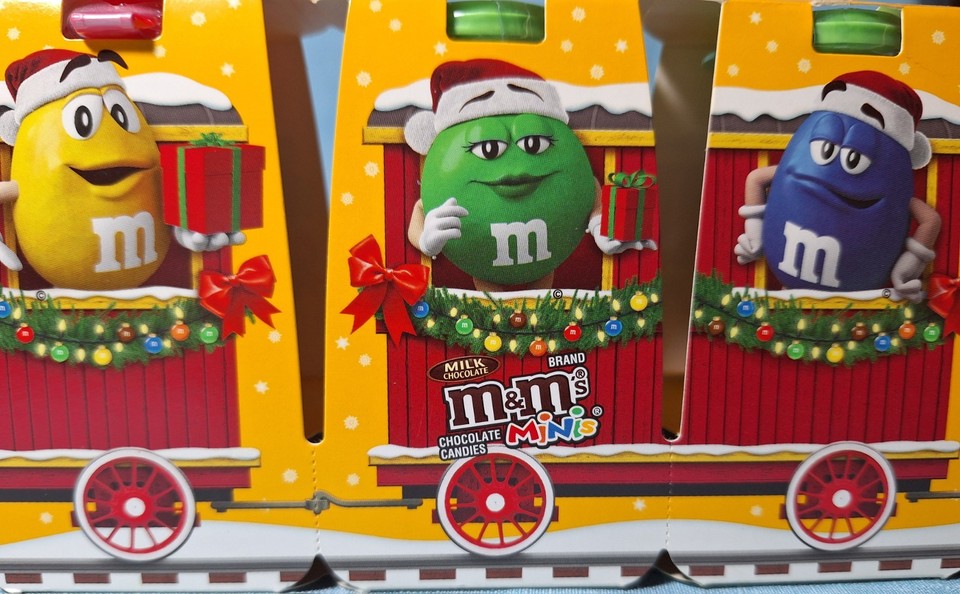 RARE Mars M&M Christmas/Holiday Candy Tube 10 Piece Intact Train Set | eBay