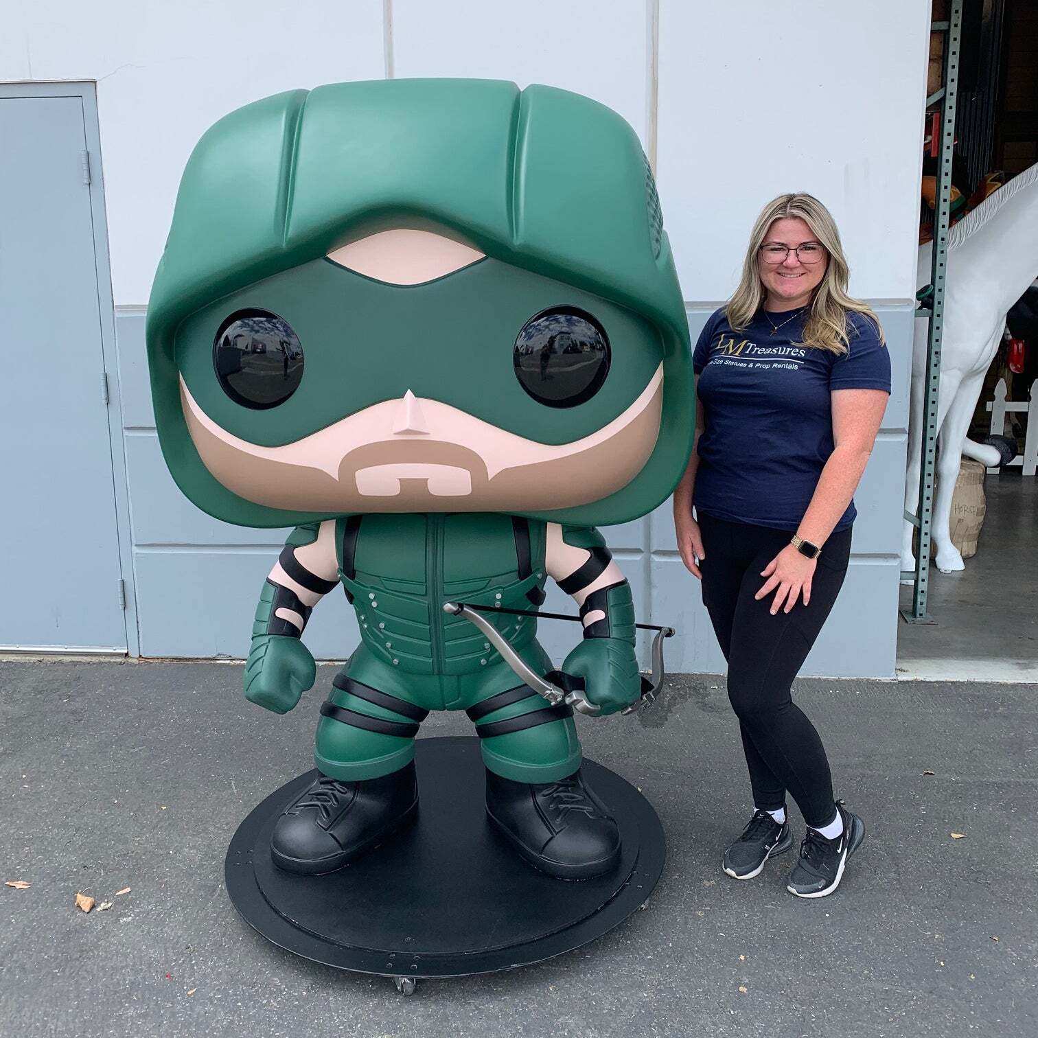 Green Arrow Oliver Queen Life Size Funko Pop Statue 1:1 Scale | eBay