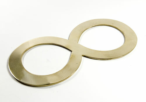 LIEGENDE ACHT aus Messing L: 22 cm Kraftsymbol Unendlichkeit Feng-Shui ...