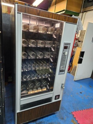 FULLY WORKING Automatic Products AP 6600 Snack Vending Machine, 30 DAY ...